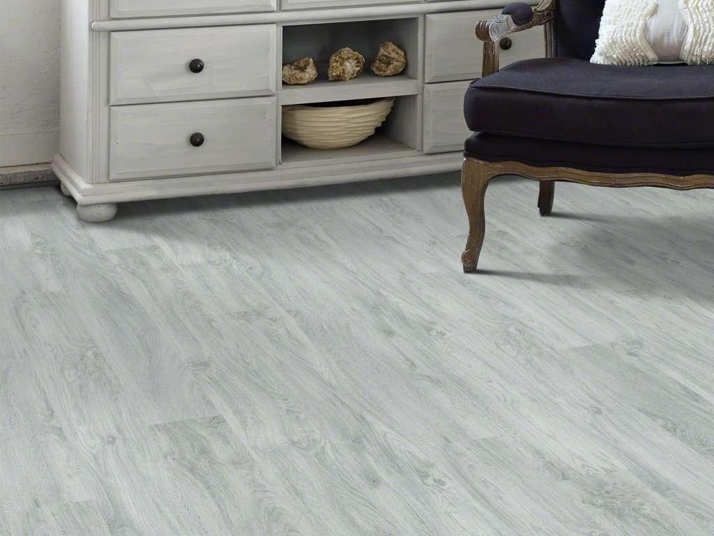 Shaw REPEL Laminate Cades Cove - Discount Pricing | DWF Truehardwoods.com